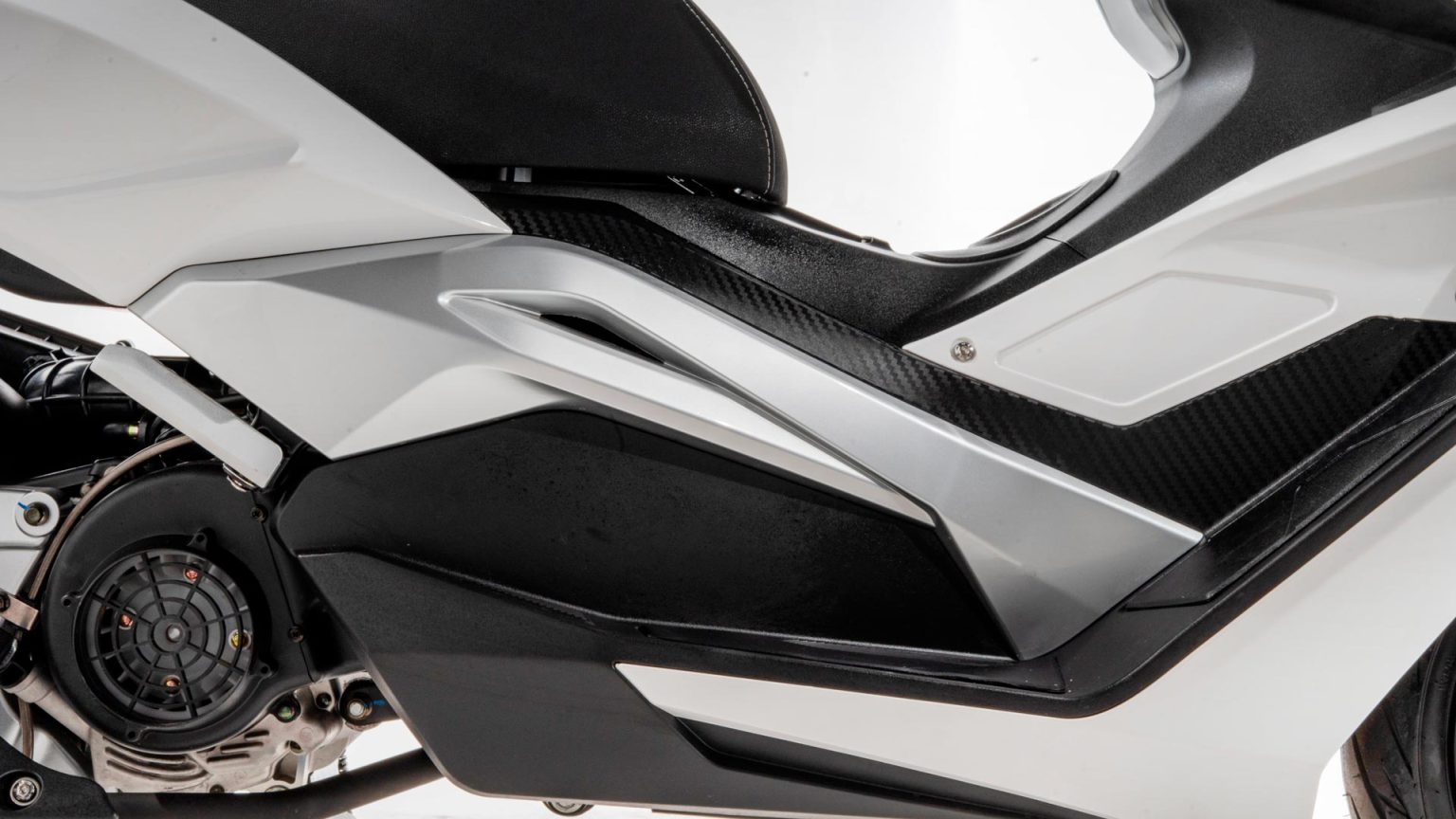 🏍️ Moto New Outlook II en Venezuela | Estilo, Potencia y Comodidad Urbana